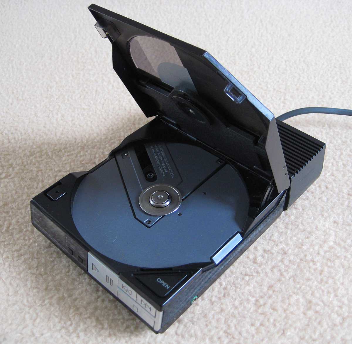 * SONY D-50 Vintage HiFi Portable Mini CD Player Discman 80s Compact ...